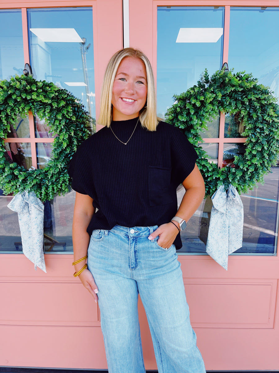 The Molly Top – The Boutique at Peach Park